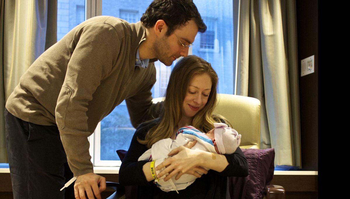 Inside Chelsea Clinton's Family: Kids And Husband