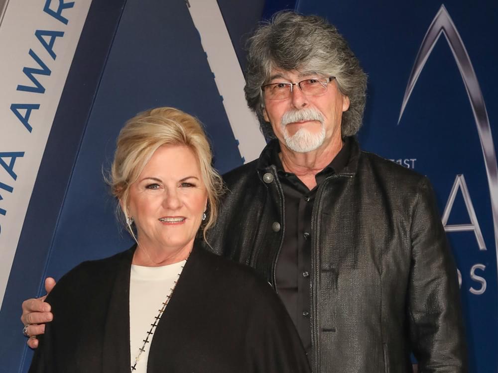 Randy Owen Has Been Married To His Wife For 43 years! They Have 6 ...