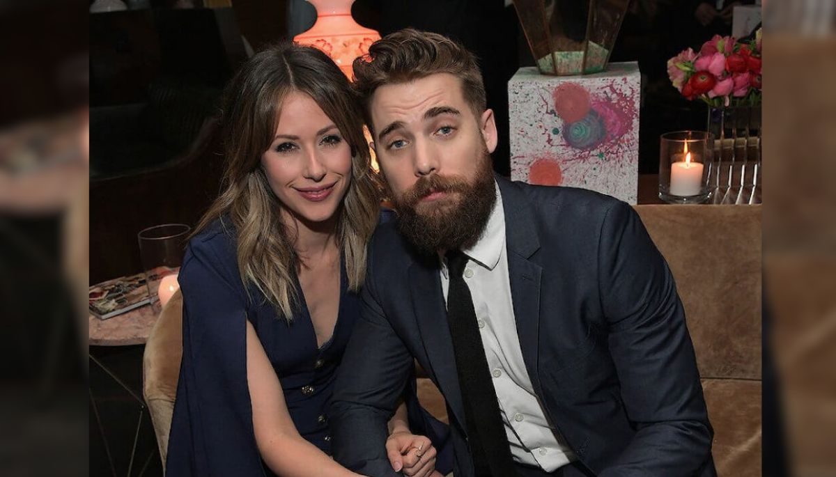 Dustin Milligan Doesn't Have A Wife, But In A Decade-Long Relationship With Amanda Crew