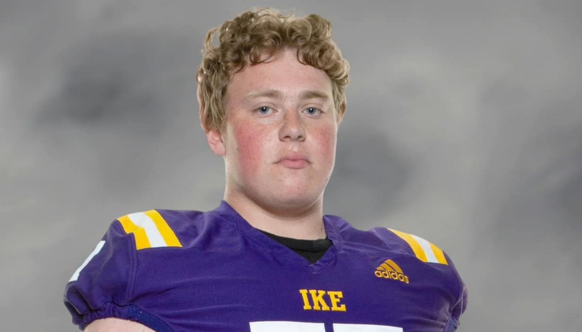 New Berlin Mourns The Tragic Loss Of Quinnlan Shields In Car Accident