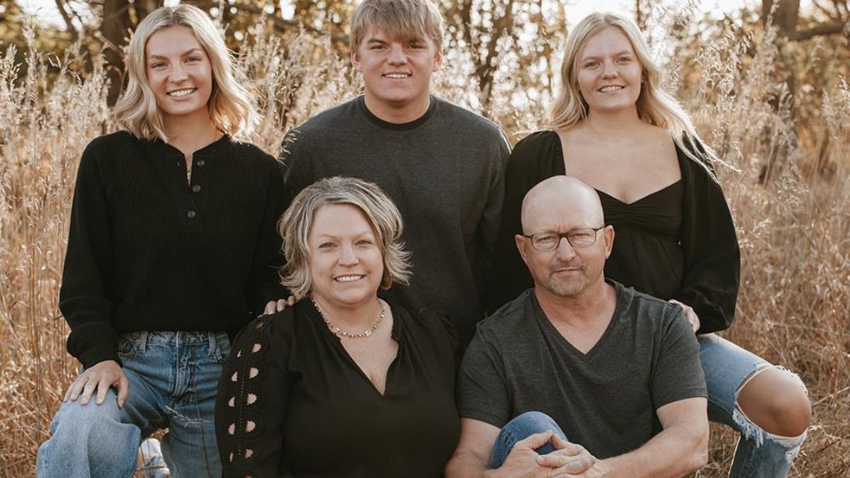 Nebraska Native Lisa Stethem, Passes Away, Leaving Her Husband Tim And ...